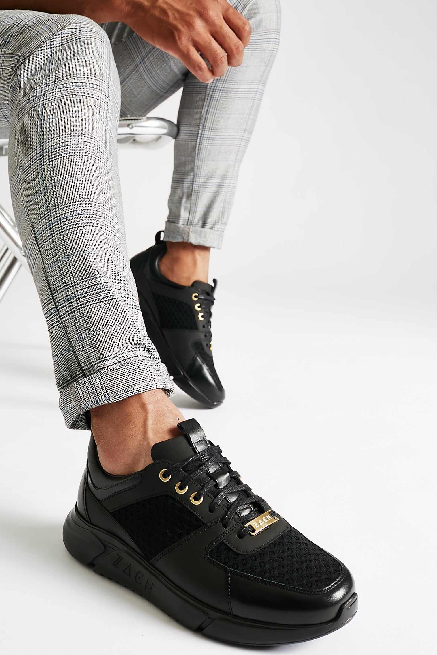 Perpetual Runner – Zach Footwear